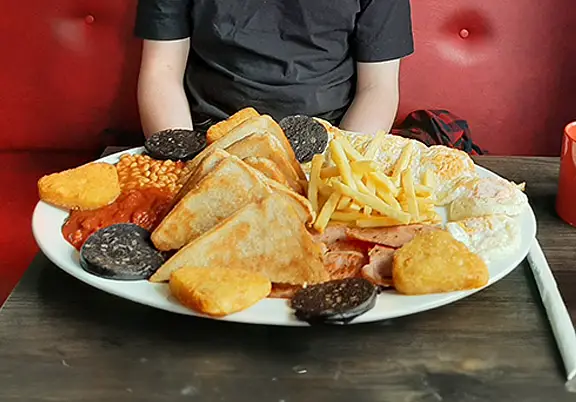 Popina’s Mega Monster Breakfast Challenge | Food Challenges UK